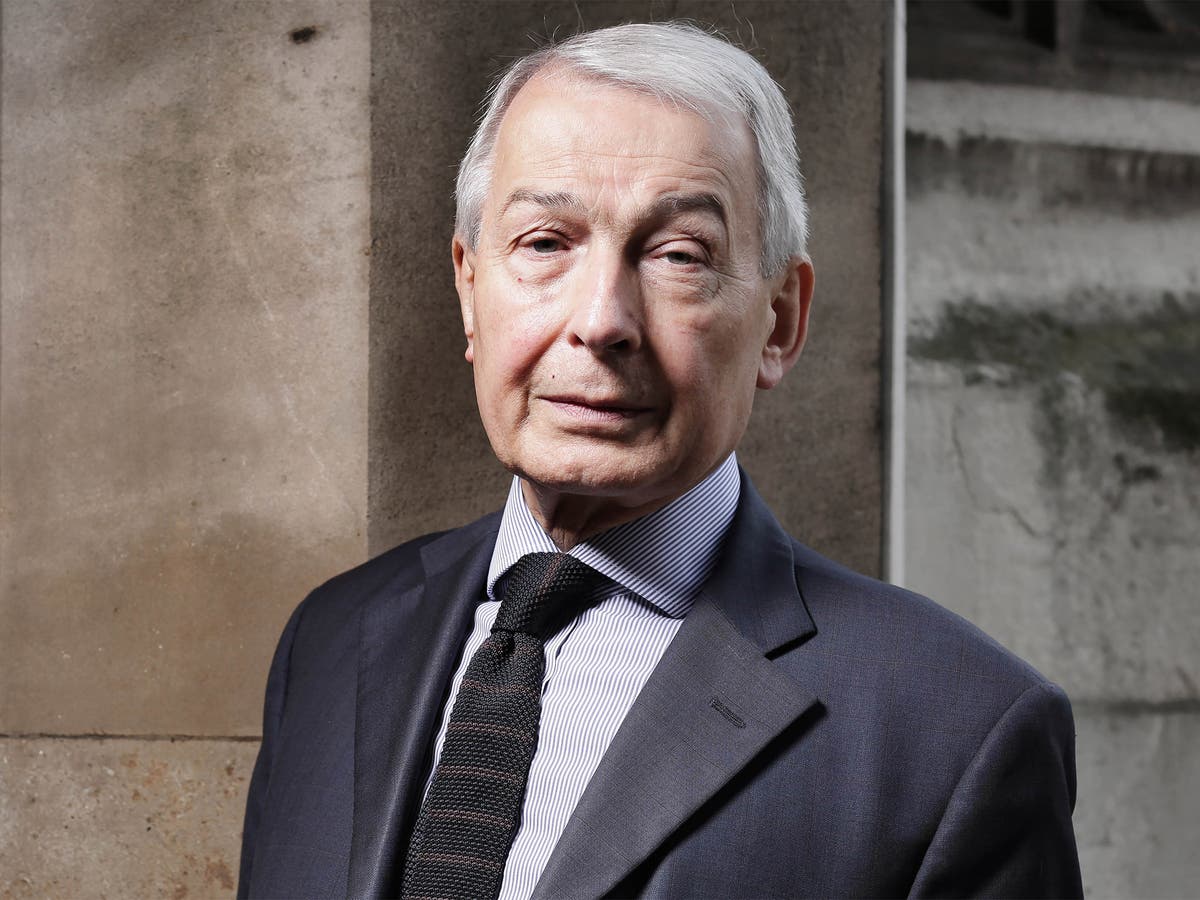 Former Labour minister Frank Field hits out at Ed Miliband for being ...