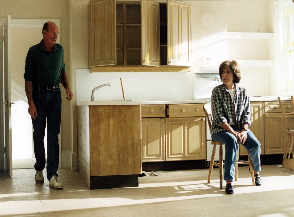 Lynda Bellingham Dead Actresss Best Tv Moments From The Oxo Advert To Loose Women The
