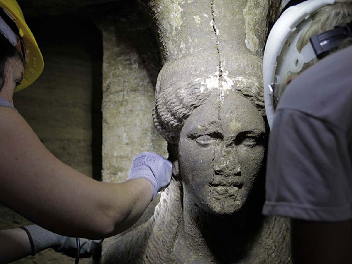 Amphipolis excavation: Greek tombs give up their lavish riches | The ...