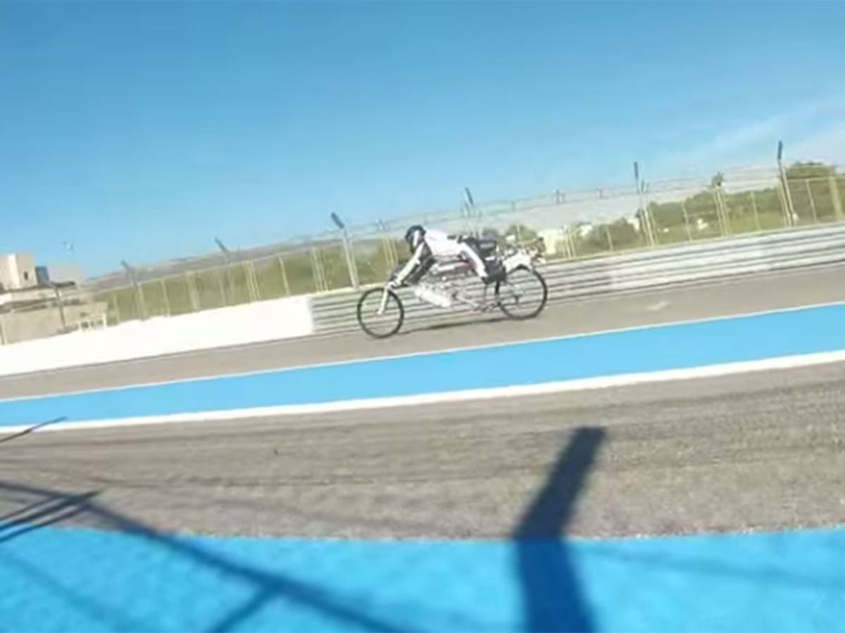 Frenchman reaches 207mph on rocket-powered bicycle, setting new record ...