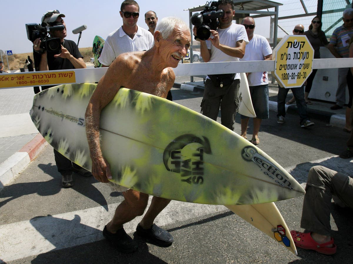 Surfing patriarch Dorian 'Doc' Paskowitz dies | The Independent | The ...