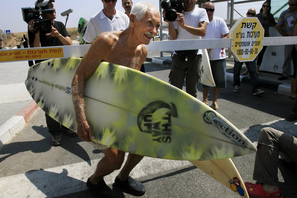 Surfing patriarch Dorian 'Doc' Paskowitz dies | The Independent | The ...