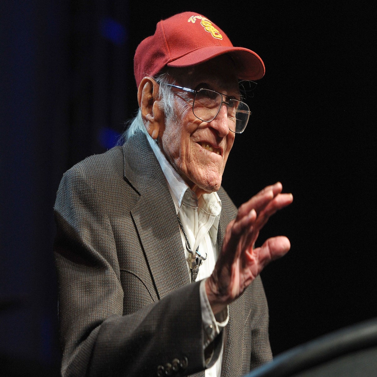 Louis Zamperini The Bird The Great Zamperini USC Today
