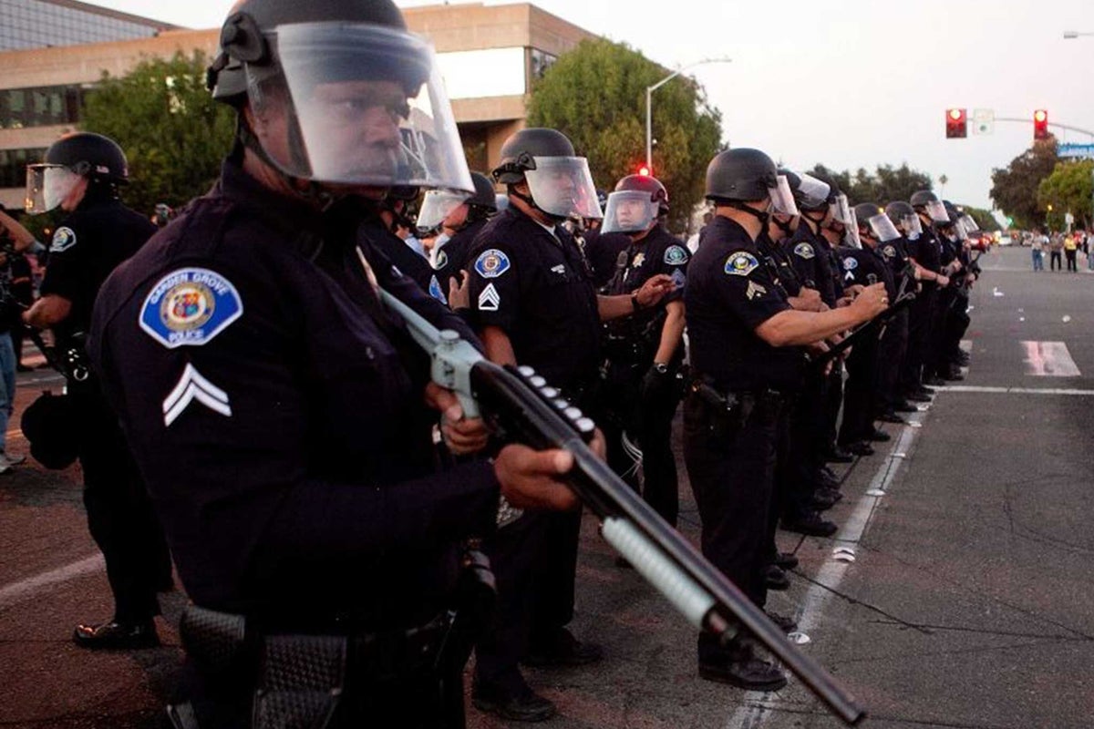 The black police officers in the United States caught between community ...