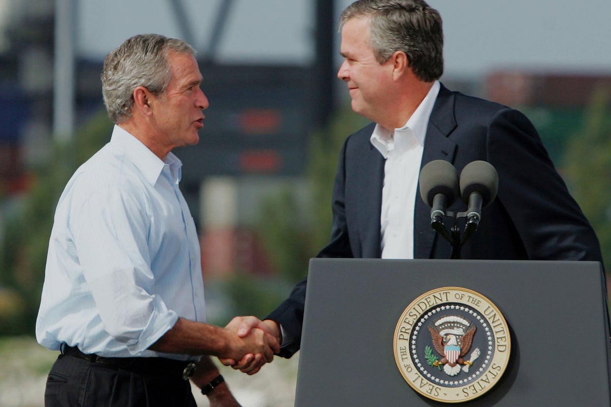 Jeb Bush announces he will 'actively explore' running for President in ...