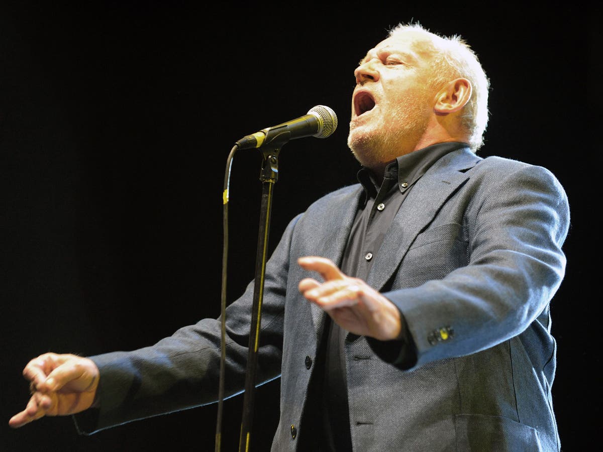 Joe Cocker dead: Legendary rock and soul singer dies of lung cancer ...