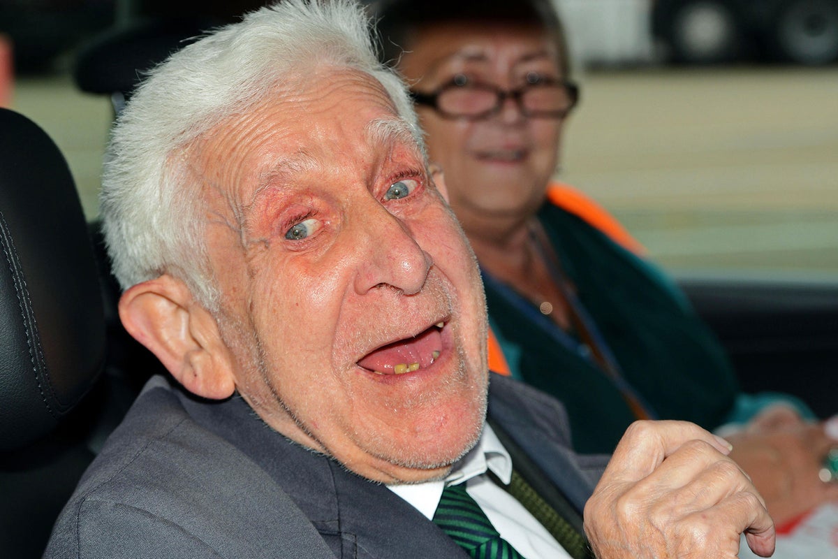 'Great Escaper' Bernard Jordan, who ran away from care home to attend D ...