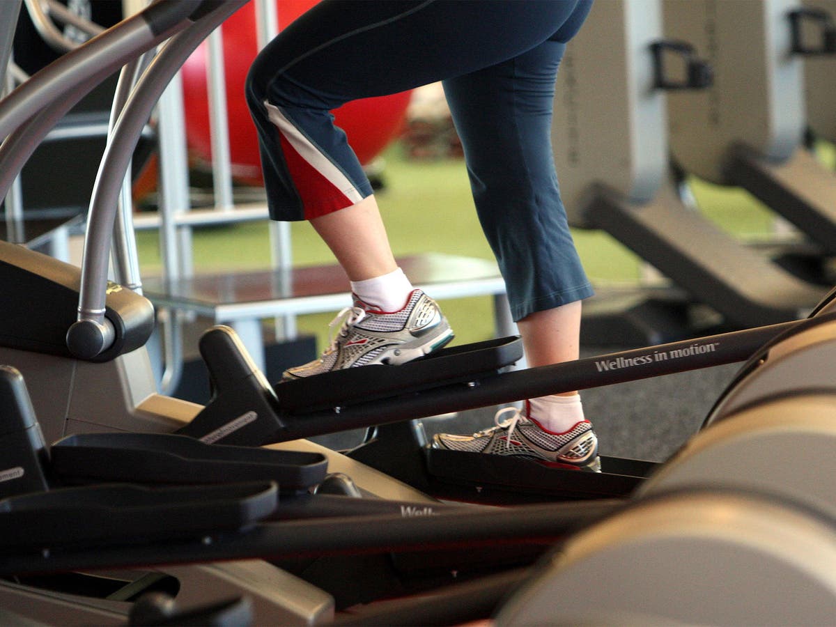 Short bursts of vigorous exercise helps prevent early death, says study ...