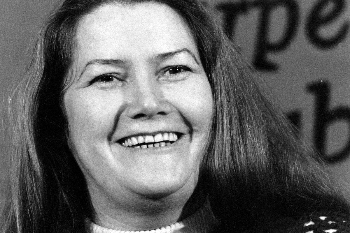 Colleen McCullough: Author whose second book, 'The Thorn Birds', sold ...