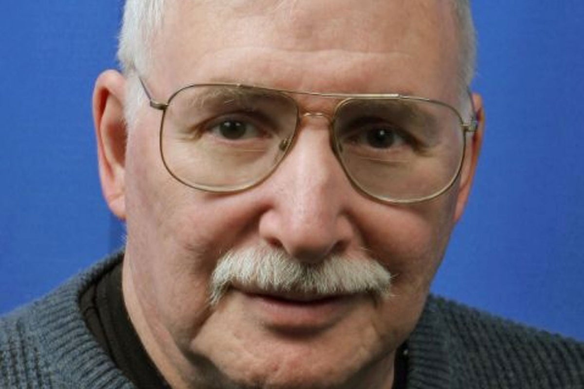 Dave Goldberg dead: Award-winning American football writer dies aged 73 ...