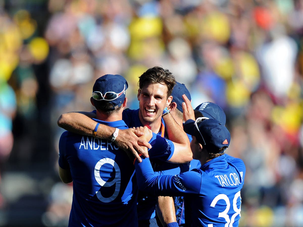 Steven Finn hat-trick: England bowler takes bizarre wickets at Cricket ...