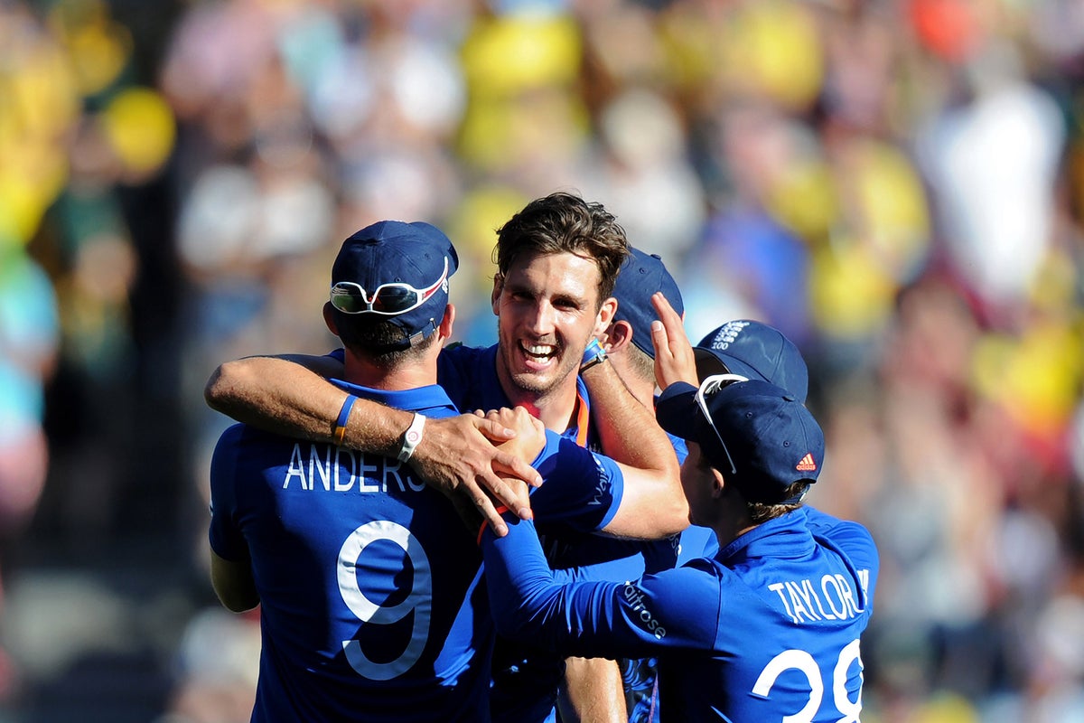 Steven Finn hat-trick: England bowler takes bizarre wickets at Cricket ...