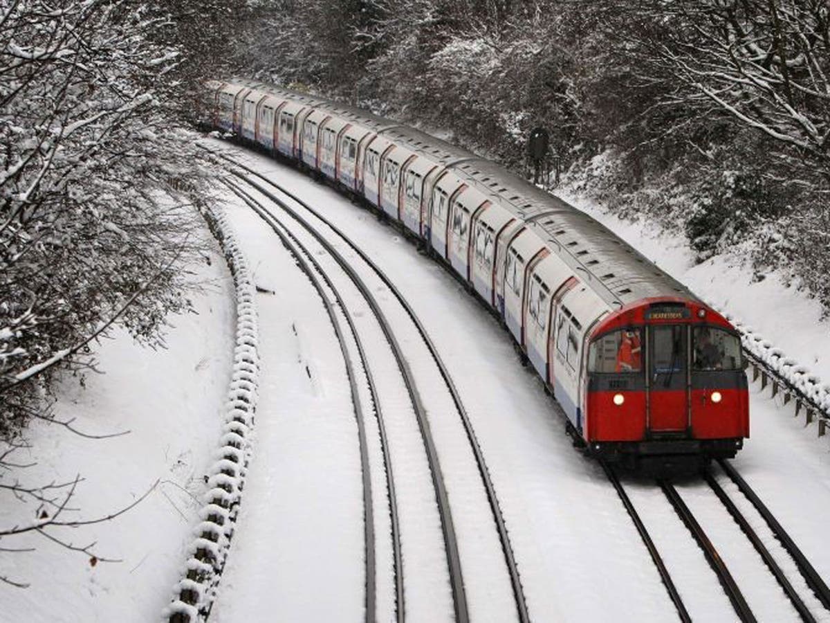 Northern commuters may ride decades-old Tube trains | The Independent ...