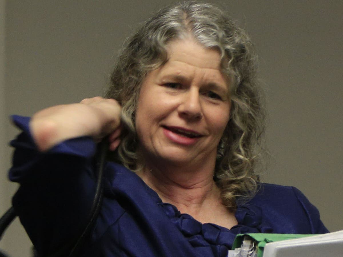 Model mother convicted after stalking couple who outbid her for house ...