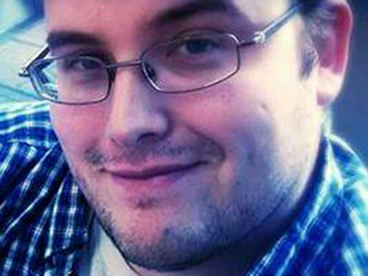 Family give ultimate tribute to comic book fan killed 'by an uppercut ...