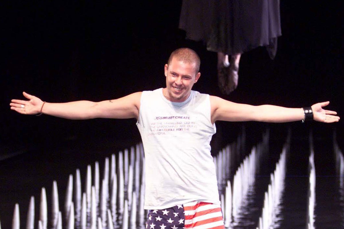 Alexander McQueen: Blood Beneath the Skin by Andrew Wilson, book review ...