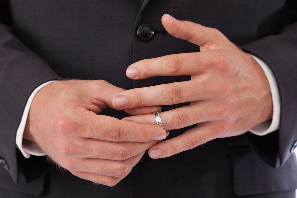Men with ‘high-prestige’ jobs more likely to be unfaithful | The ...