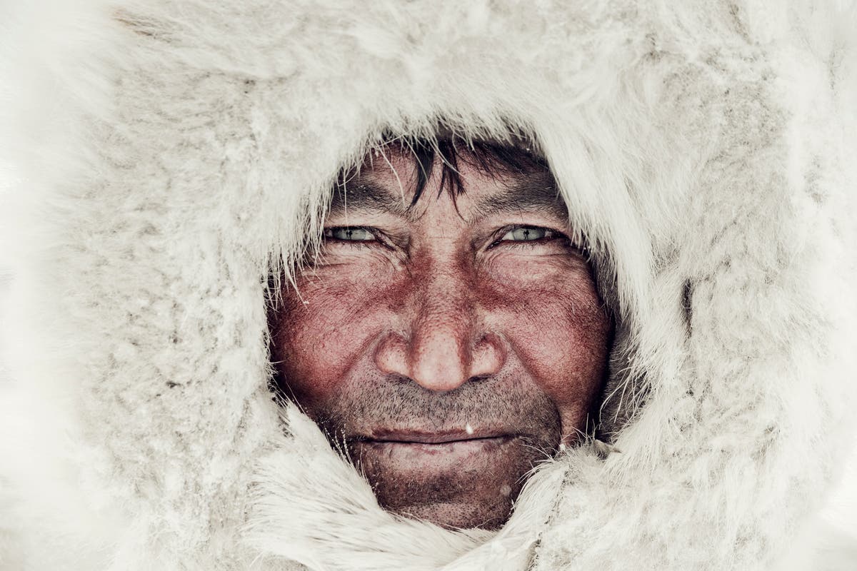 Beautiful pictures of 'indigenous peoples unchanged for centuries' go ...