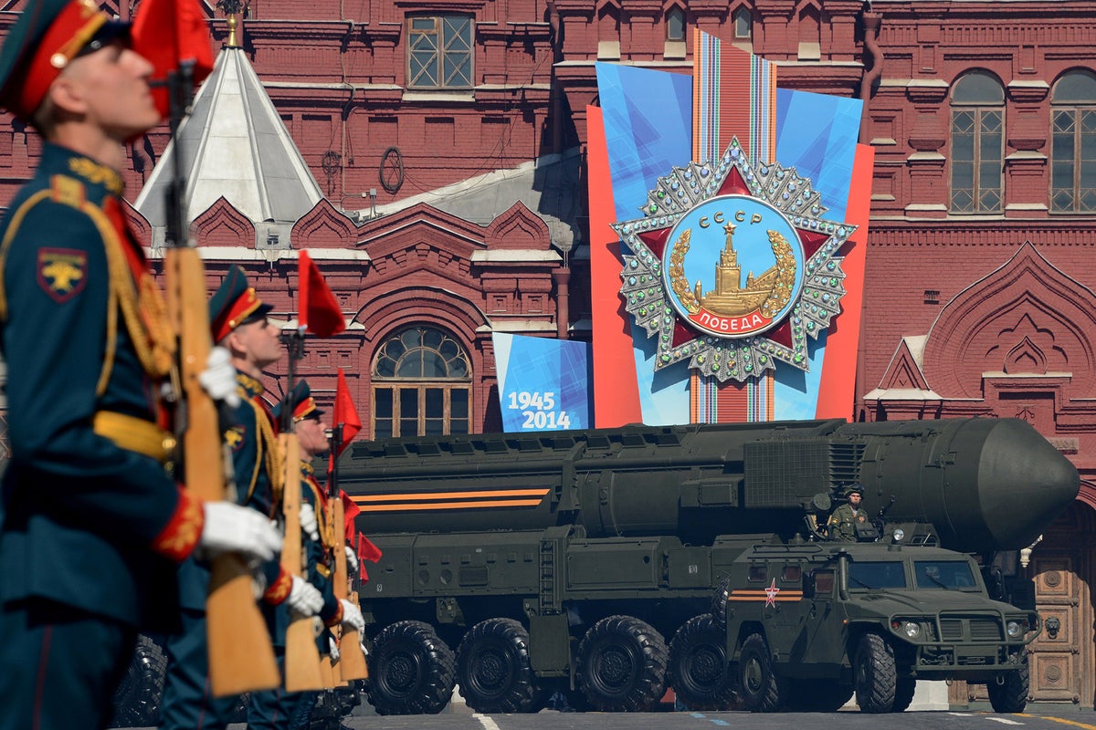 Russia is facing the kind of economic disaster that brings governments ...