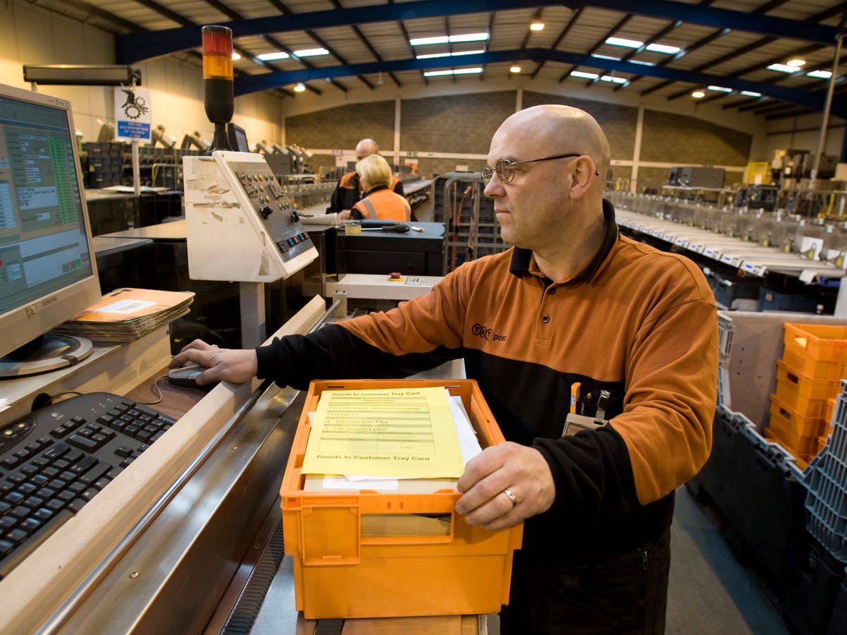 Former boss of CityLink moves to TNT as finance chief | The Independent ...