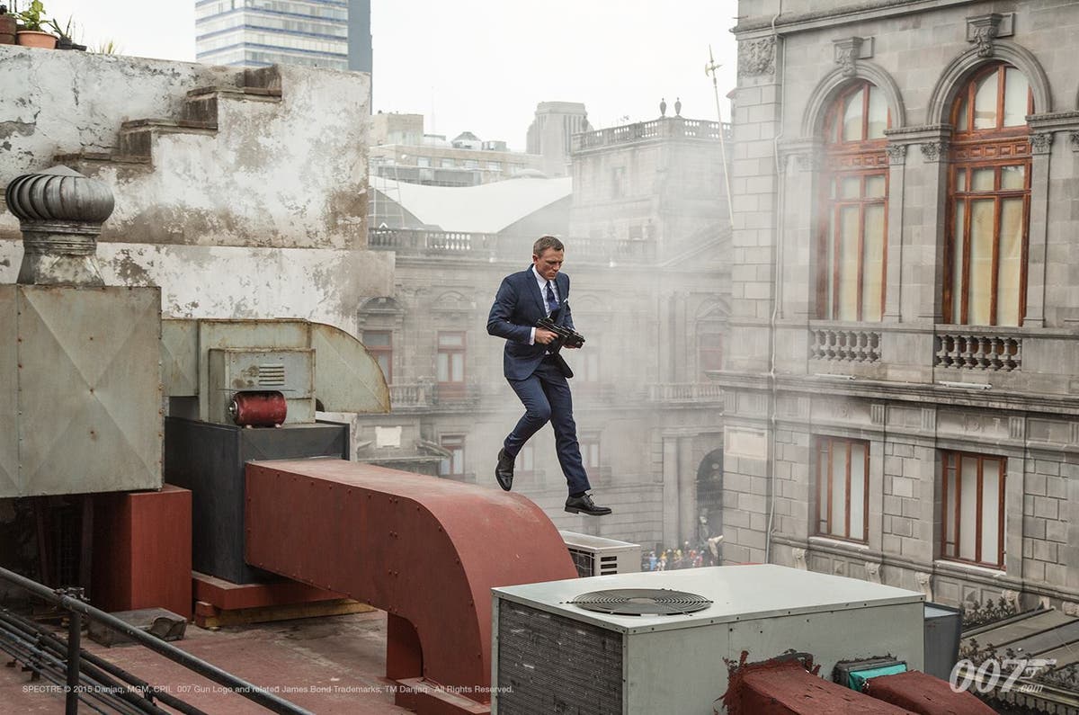 Spectre: 007 heads to Mexico's Day of the Dead in latest official set ...