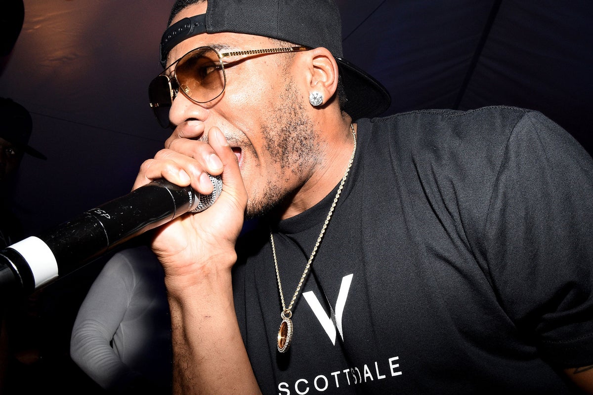 Nelly arrested after drugs found on tour bus | The Independent | The ...