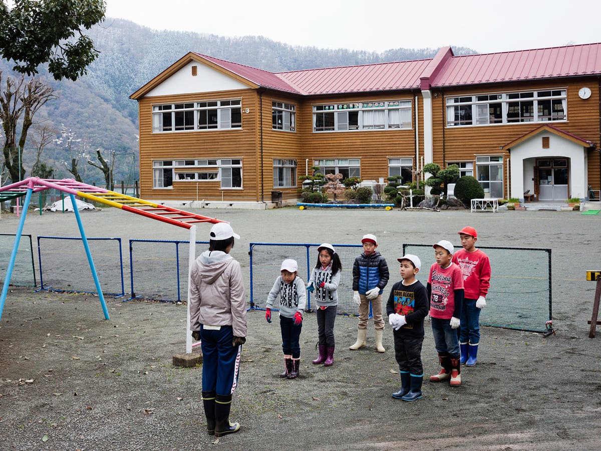 Tiny schools in rural Japan with as few as six pupils resisting closure ...