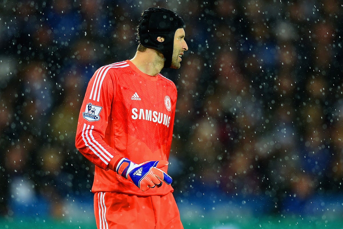 Petr Cech seeks perfect send off by winning fourth Premier League title ...
