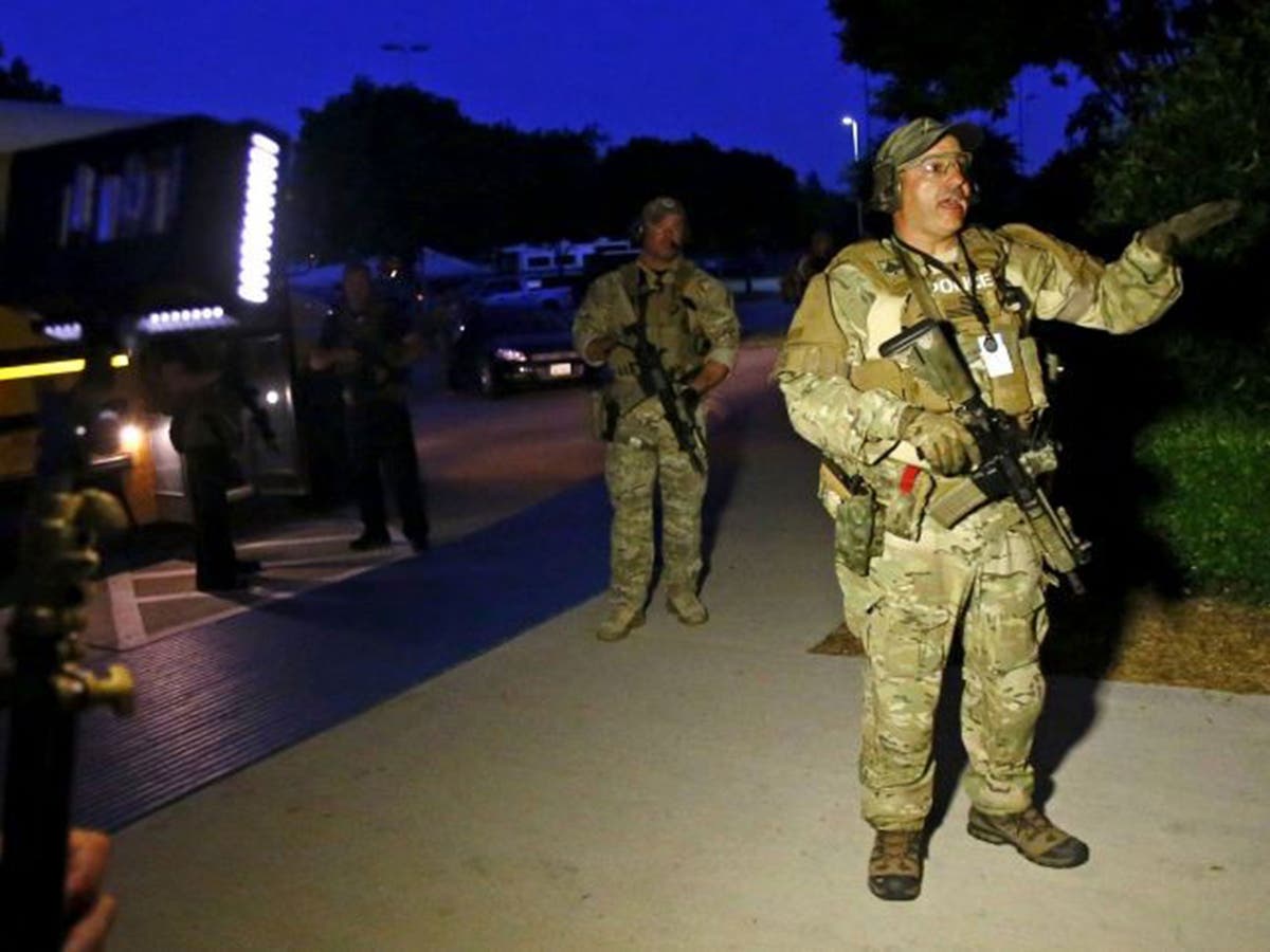 Garland shooting: Twitter suspends account that warned about a 'Texas ...