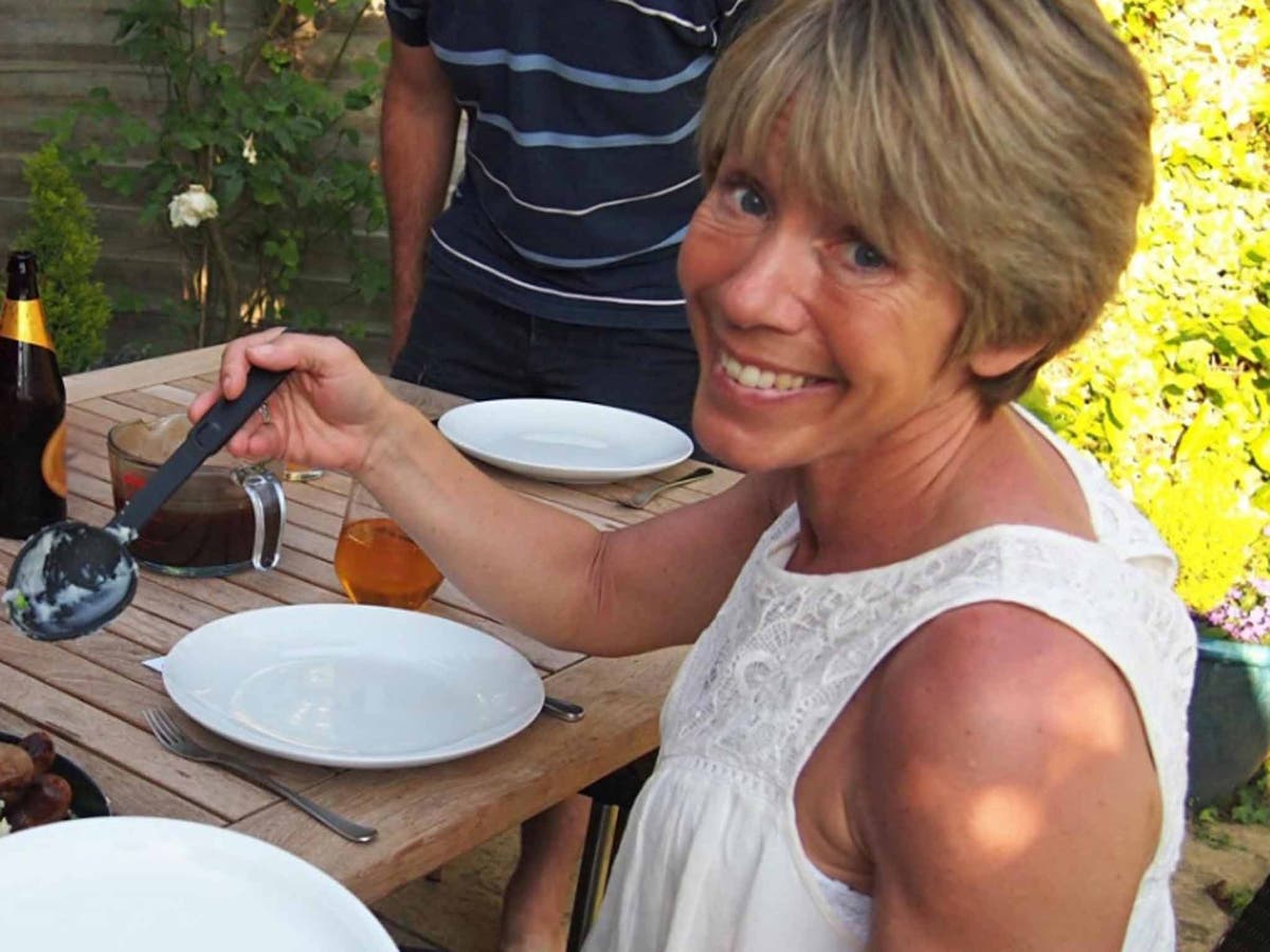 How the Other Half Eat, Channel 4 - TV review: Swapping food trolleys ...