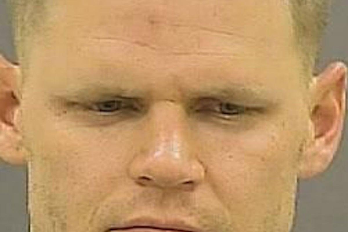 Michael Flaig: Off-duty cop accused of drunkenly biting a man's ...