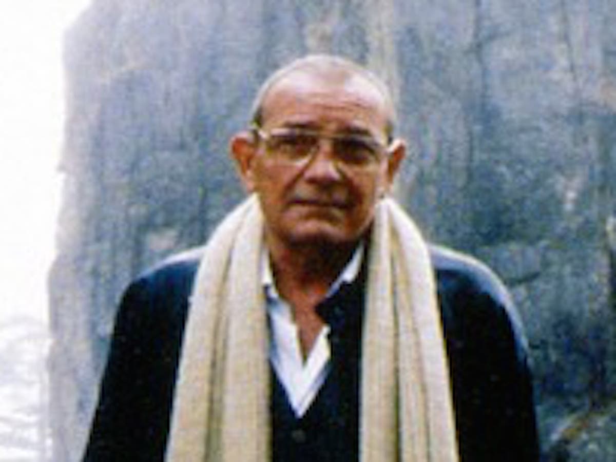 Robert Ellsworth: Art collector leaves $50,000 tip in his will for two ...