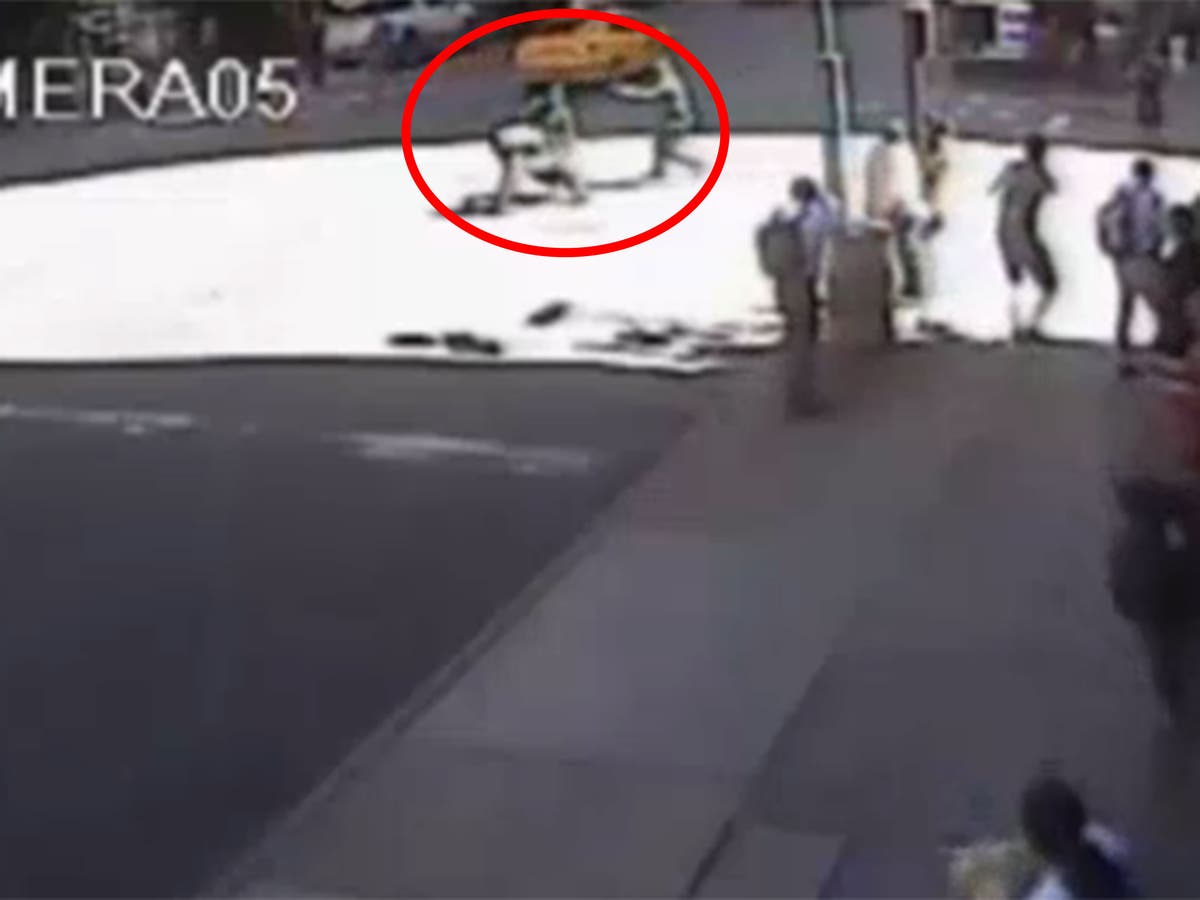 CCTV captures man being shot after attacking New York City police ...