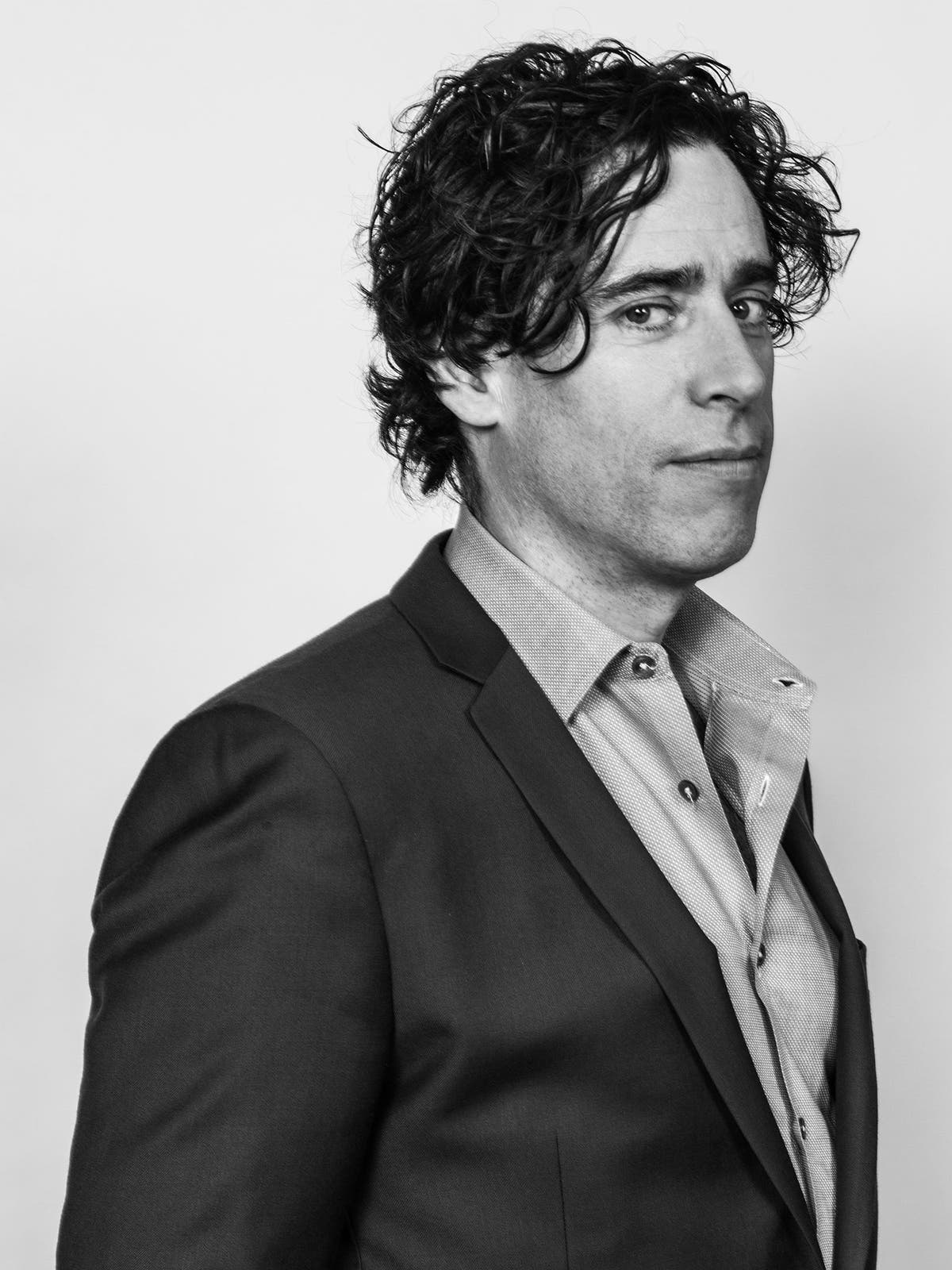 Stephen Mangan interview: From posh buffoon to pregnant dad, the actor ...