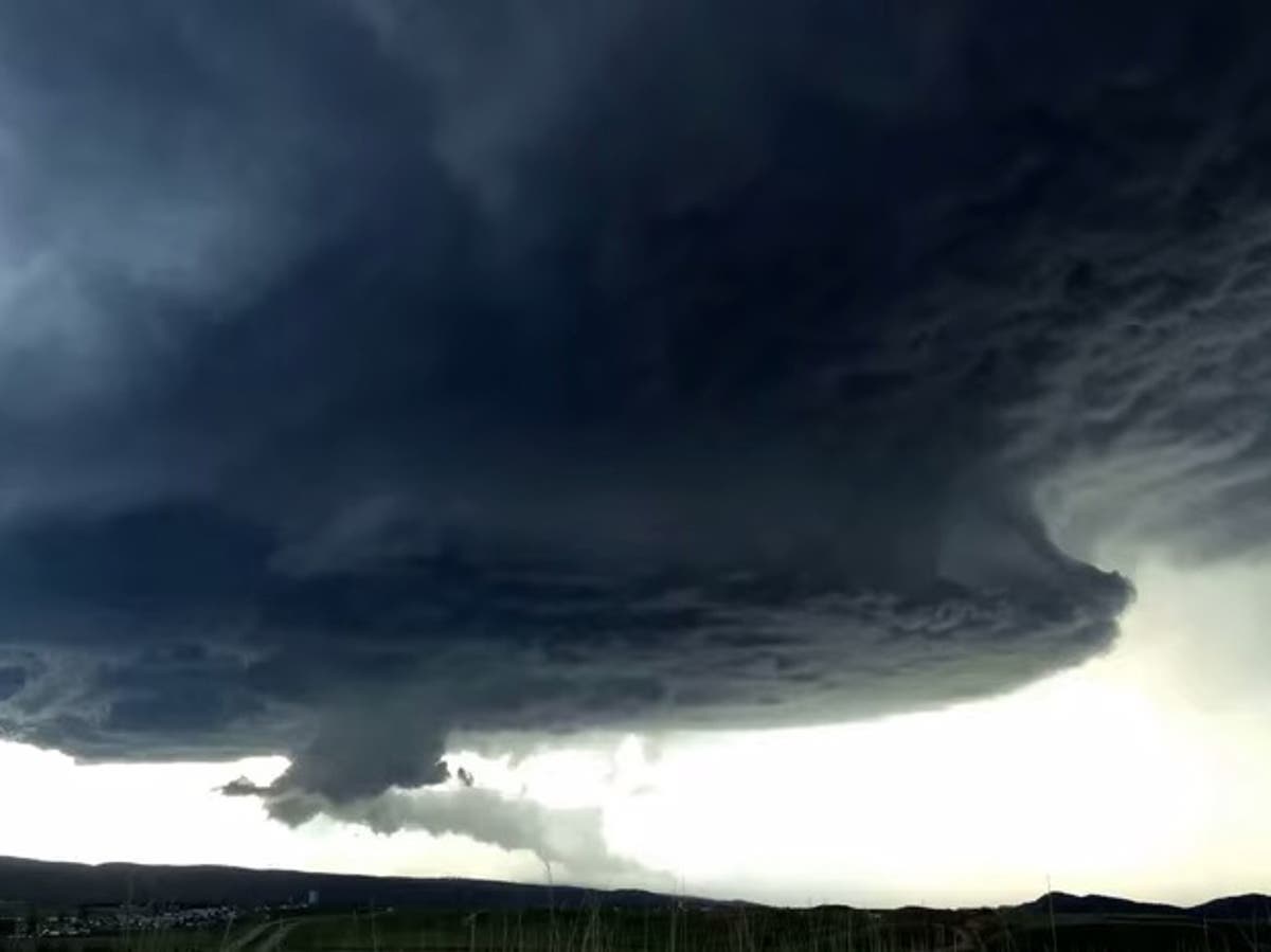 Incredible time-lapse video of huge thunderstorm in South Dakota | The ...