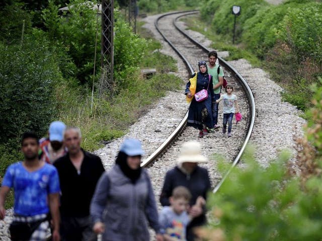 Hungary proposes 110-mile long barrier along entire Serbian border to ...
