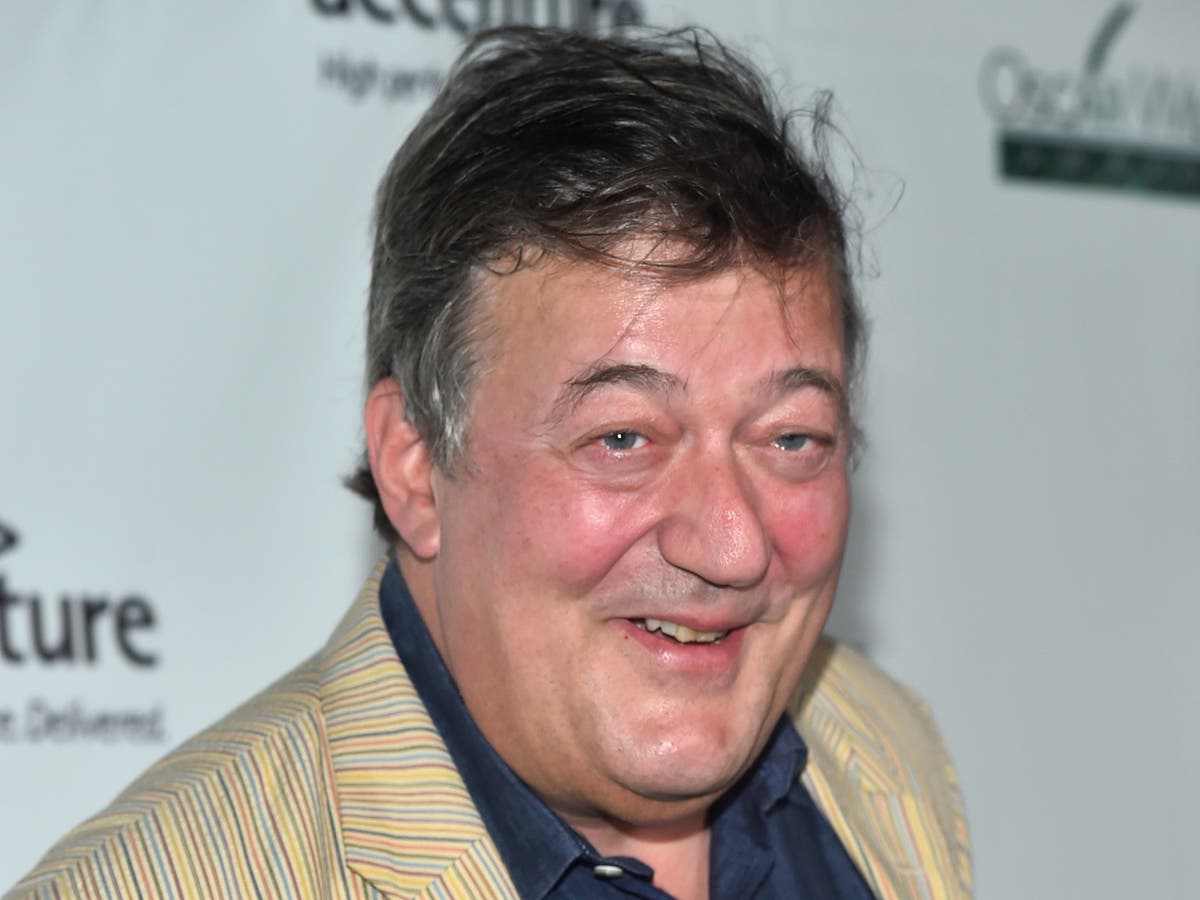 Stephen Fry becomes latest celebrity to return to BBC's Desert Island ...