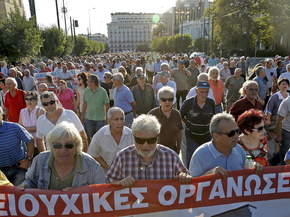 Greece crisis: Greek people prepared for painful compromise amid ...