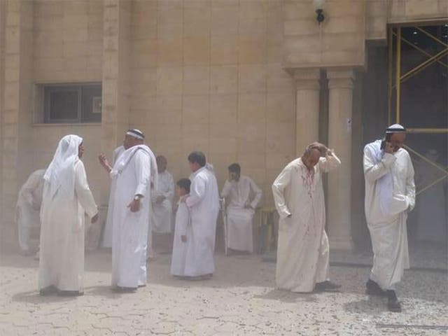 Kuwait mosque explosion: 'Isis' bombs Shia Muslims during Ramadan ...