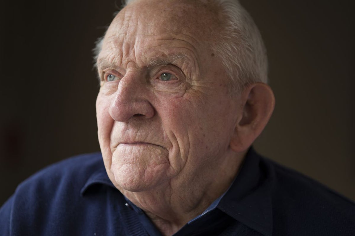 HMS Saracen: Meeting the last survivor of a submarine found 72 years ...