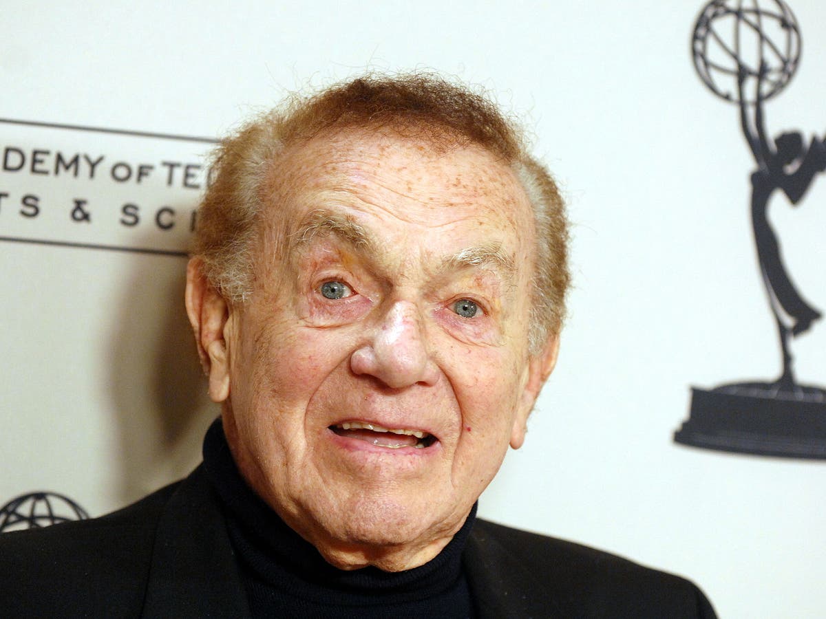 Jack Carter dead: Legendary actor dies of respiratory failure aged 93 ...