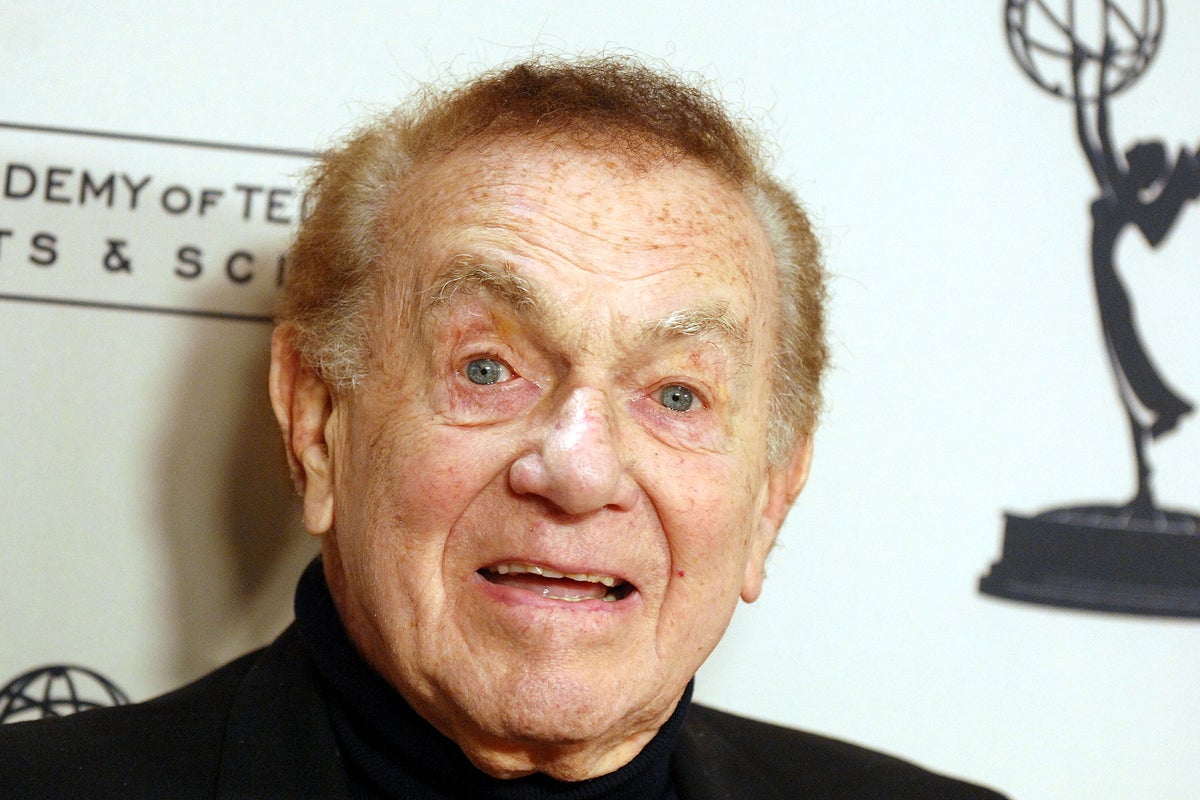 Jack Carter dead: Legendary actor dies of respiratory failure aged 93 ...