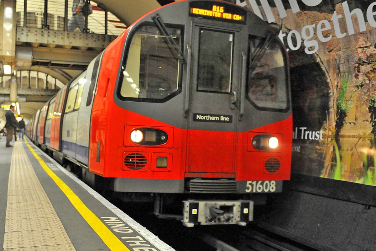 Tube strike: The charts that reveal the 'cushy life' of tube drivers ...