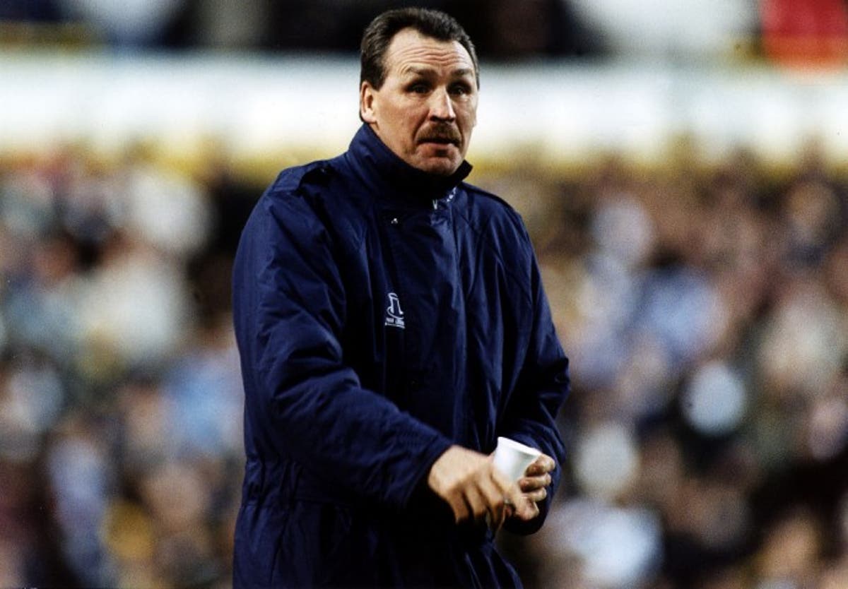 Chris Turner: Muscular defender who became an inspirational manager and ...