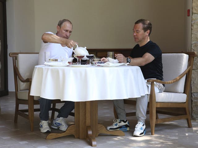 Kremlin releases pictures of President Putin and Prime Minister Dmitry ...