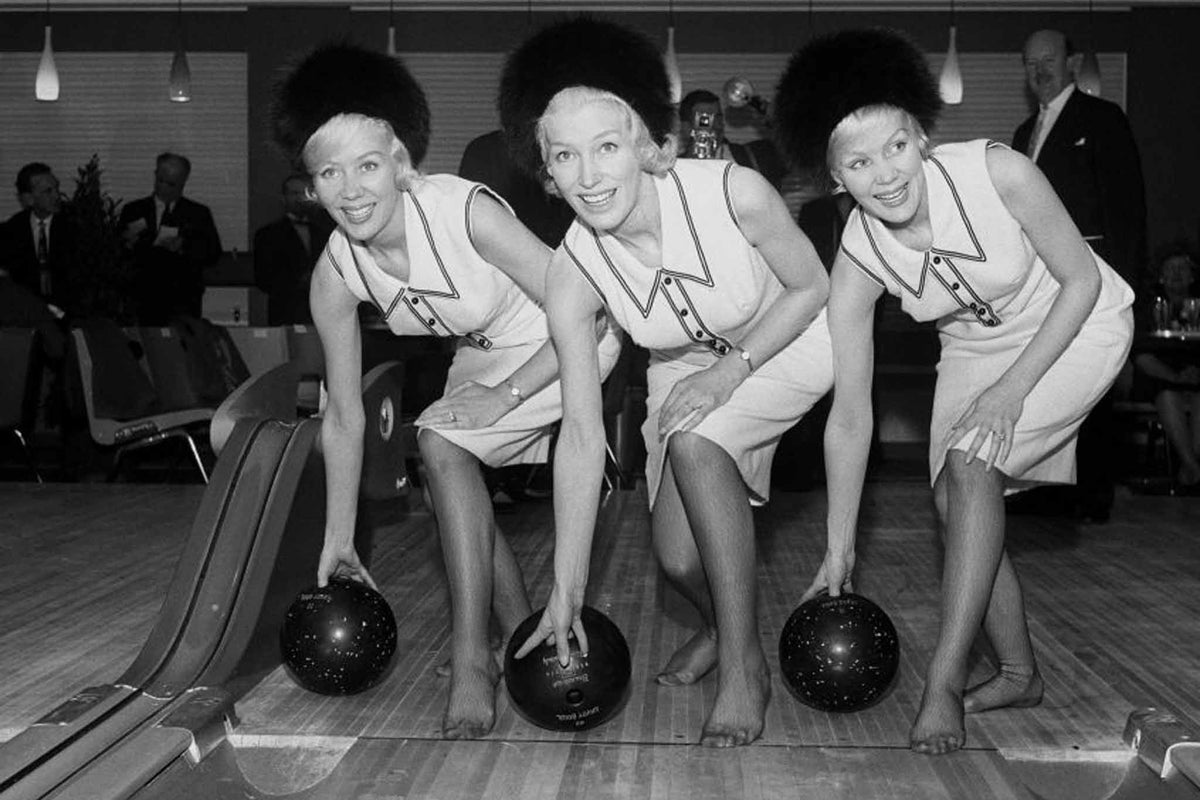 Joy Beverley: One of the Beverley Sisters, a staple of popular culture ...