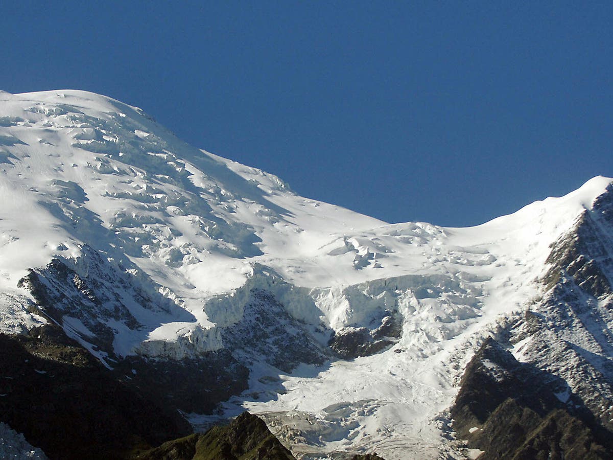 Global warming causing record rock falls in the Alps, warns expert ...