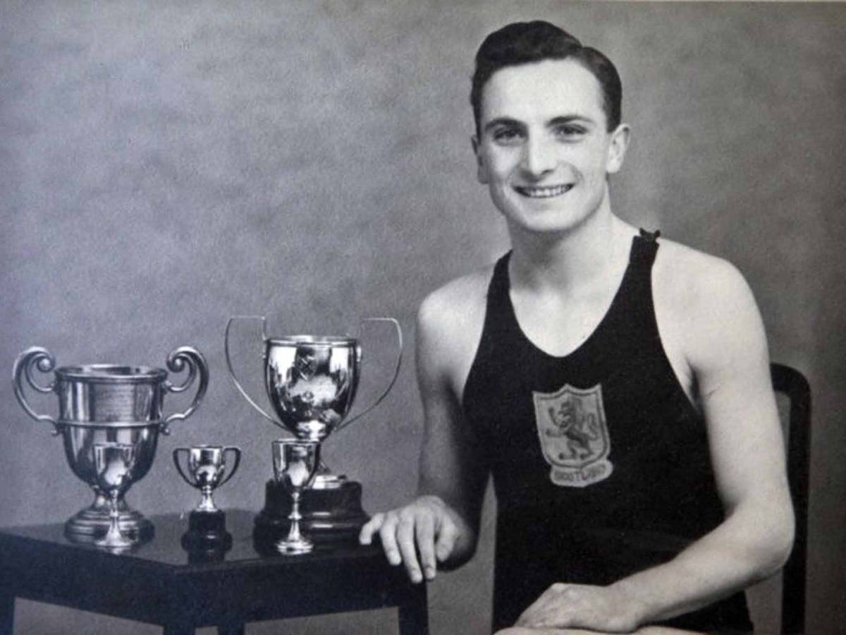 Sir Peter Heatly: Diver who won Commonwealth medals before becoming an ...