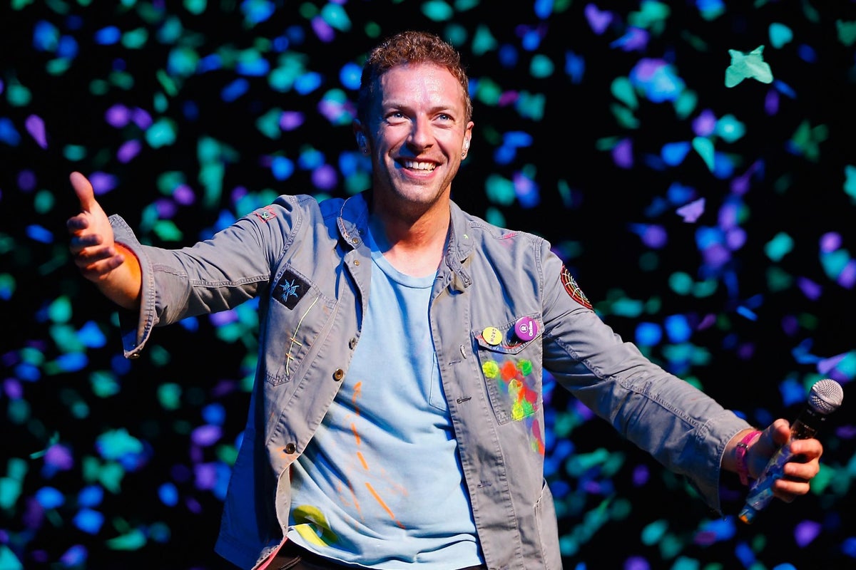 Coldplay perform new album A Head Full of Dreams, review: 'A feeling of ...