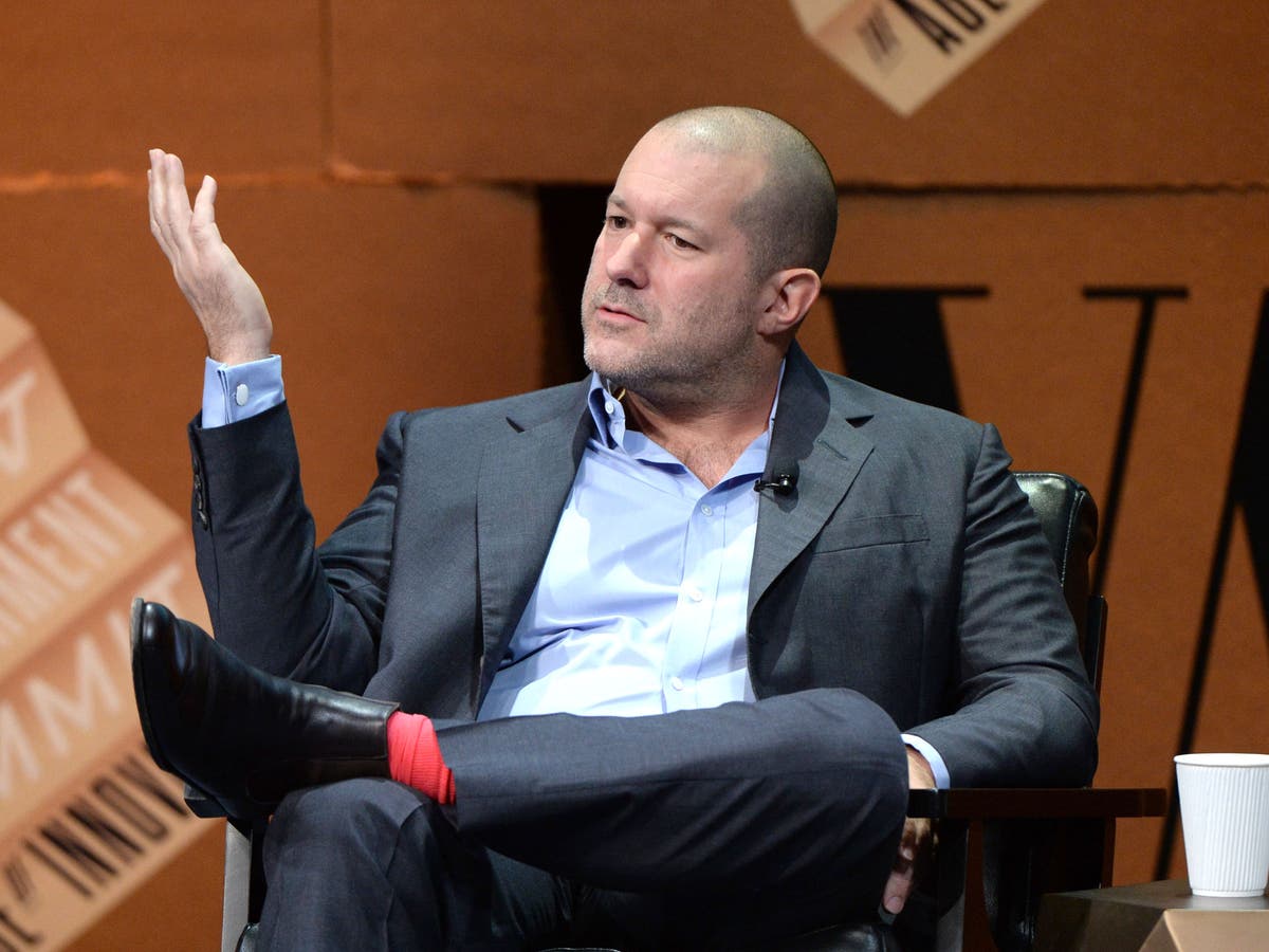 Apple breaks up with Jony Ive, designer of many of its most famous ...